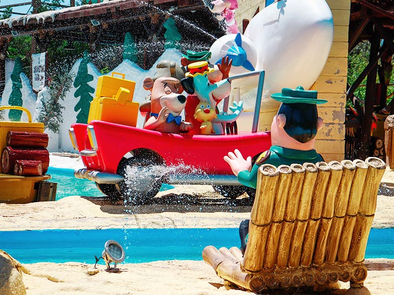 Alle attracties van Parque Warner - Themeparkplanner